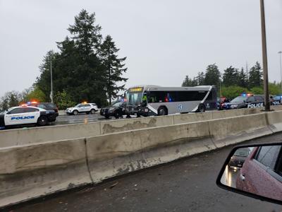 Bus hijacking in Vancouver ends peacefully | iFIBER ONE News ...
