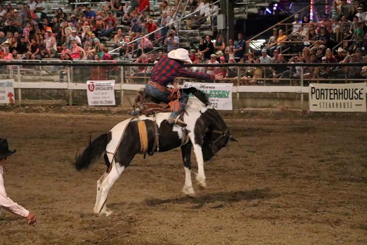 GALLERY: 2016 Moses Lake Roundup Rodeo | iFIBER ONE News ...