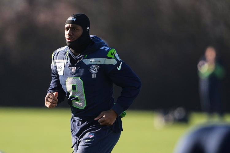 Ahead of potential final game with Seahawks, RB Kenneth Walker III is ...