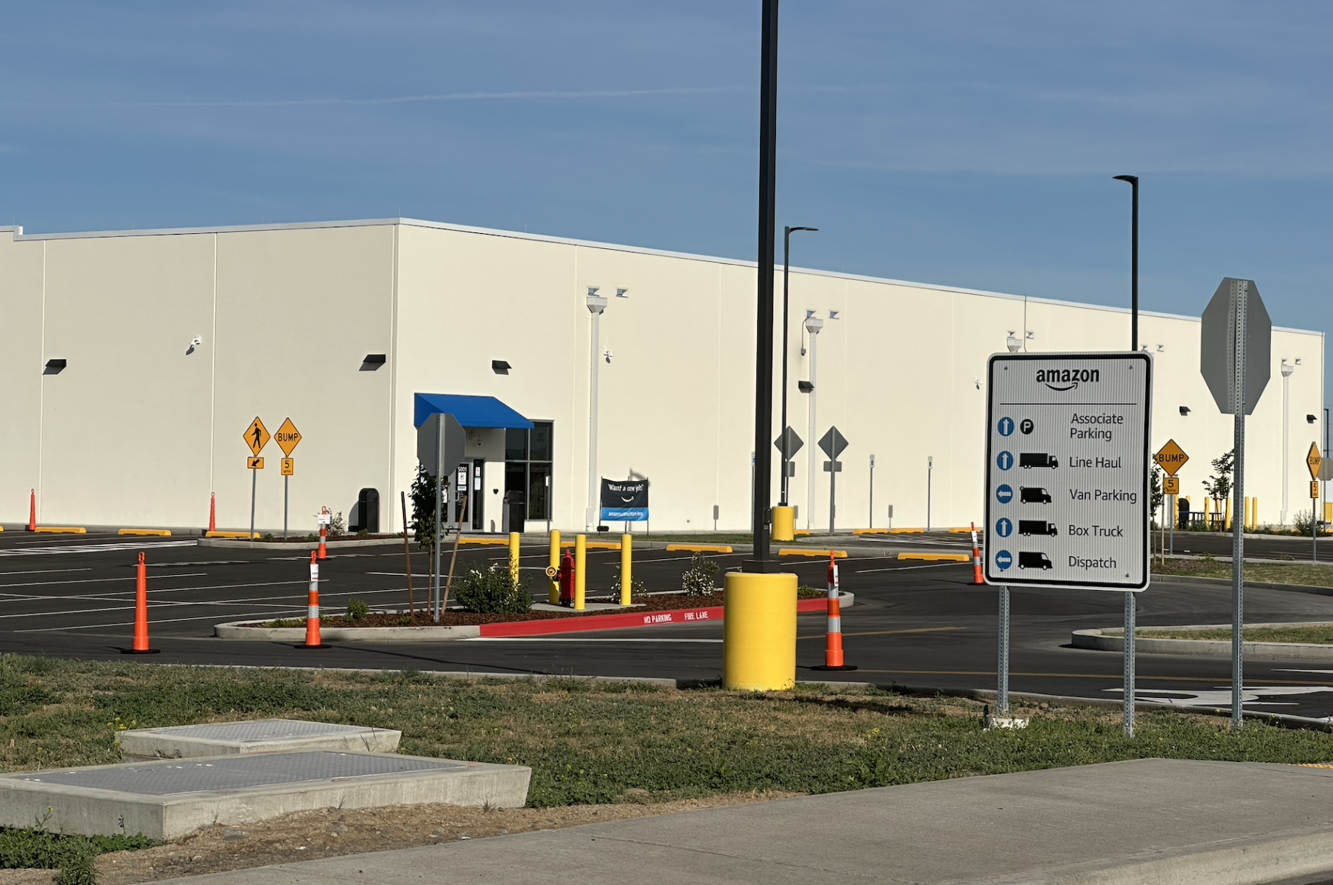 Amazon Opens New 22,000-Square-Foot Warehouse in Moses Lake | Columbia ...