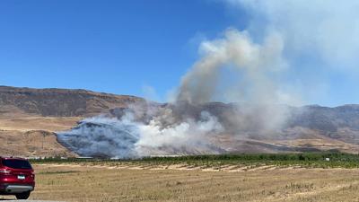 50 homes under level 3 evacuations in East Wenatchee as 1,000-acre fire ...