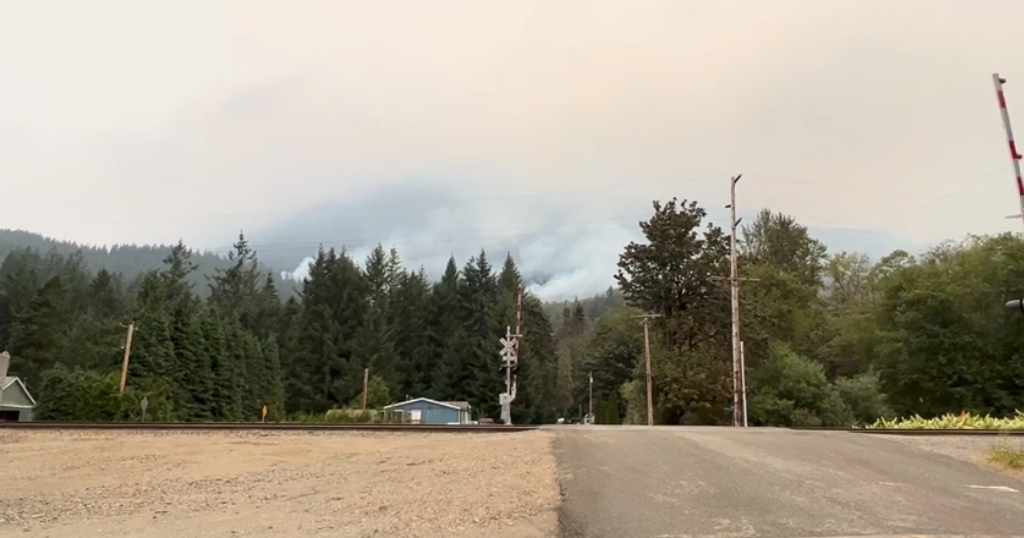 Bolt Creek Fire grows to 9,400 acres; US 2 remains closed | Columbia ...