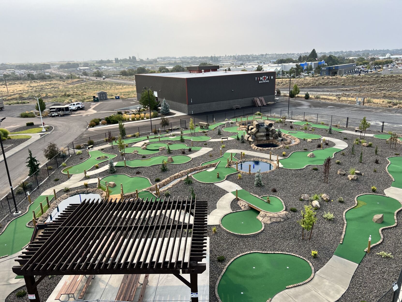 Lake Bowl mini golf in Moses Lake: 3 months of joy! | Columbia Basin | yoursourceone.com