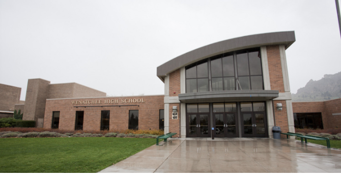 Wenatchee School District announces in-person high school graduation ...