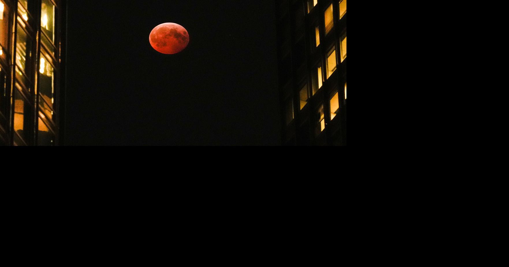 A total lunar eclipse will turn the moon blood red on Tues | Columbia ...