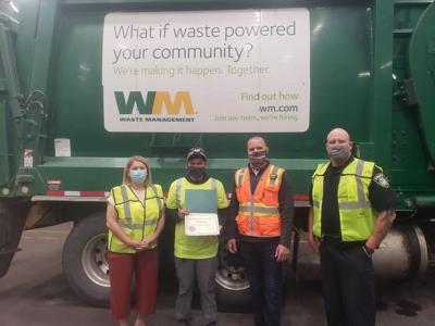 East Wenatchee man recognized for actions to save neighbors during ...
