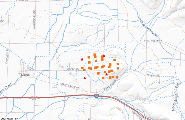 425-acre brush fire ignites home in Kittitas County; firefighter hit by ...