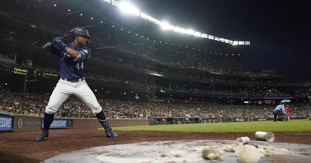 Mariners' Rodríguez ready for 2nd season of 'J-Rod Show' | Columbia ...