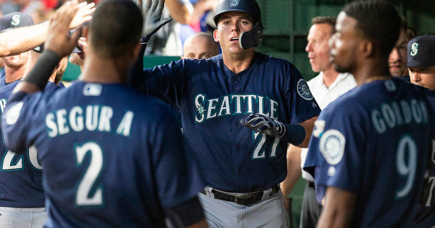 Mariners knock off Texas in extra innings | Regional Sports ...