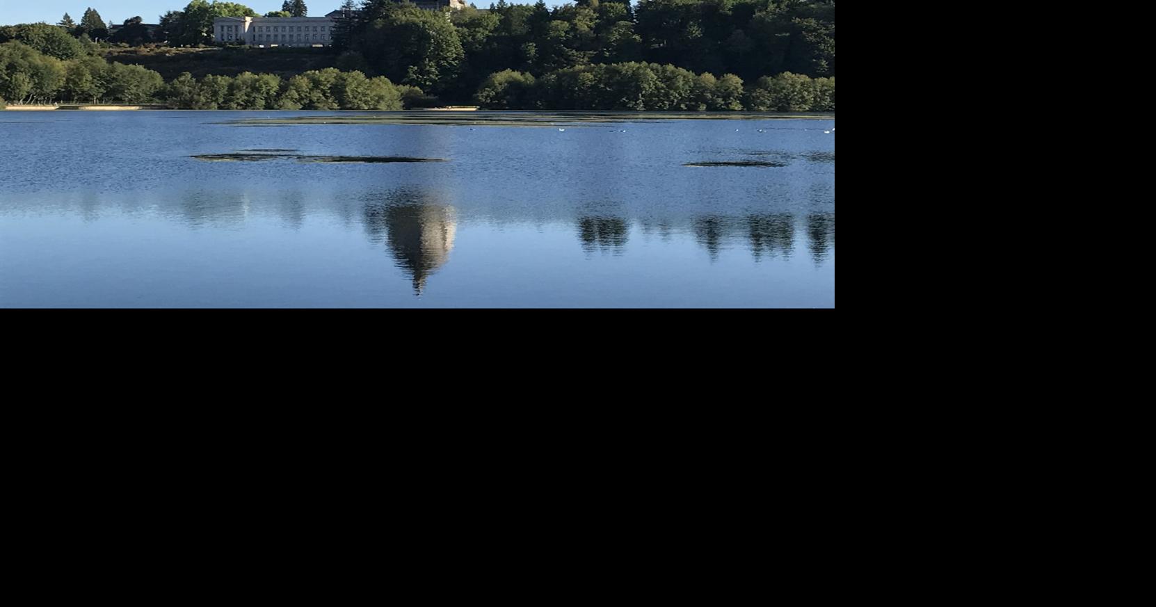 Crews prepare for possible flooding in Olympia areas near Capitol Lake ...