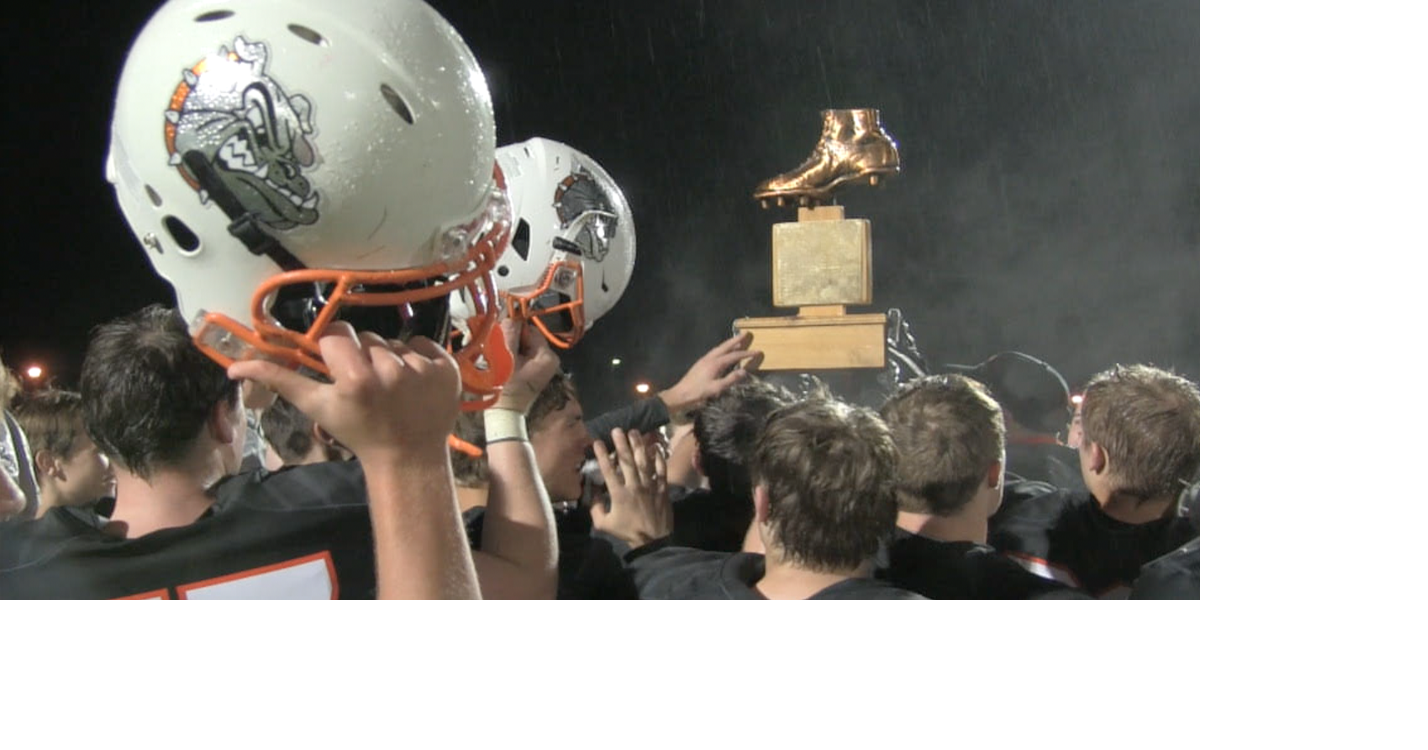 Bronze shoe fits Cashmere for another season | Wenatchee ...