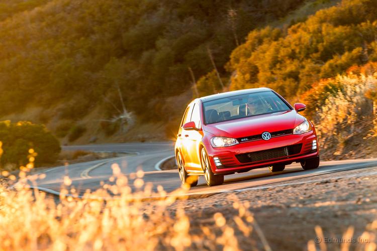 Edmunds' five best used performance cars for less than $25,000 ...