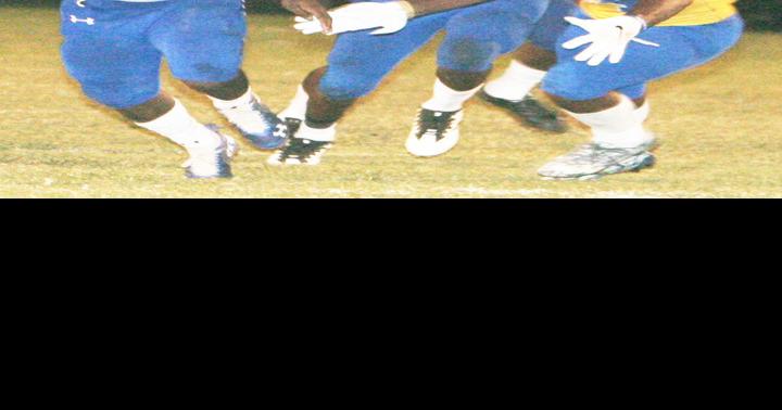 Blue Streaks take on Mustangs | Sebring | yoursun.com