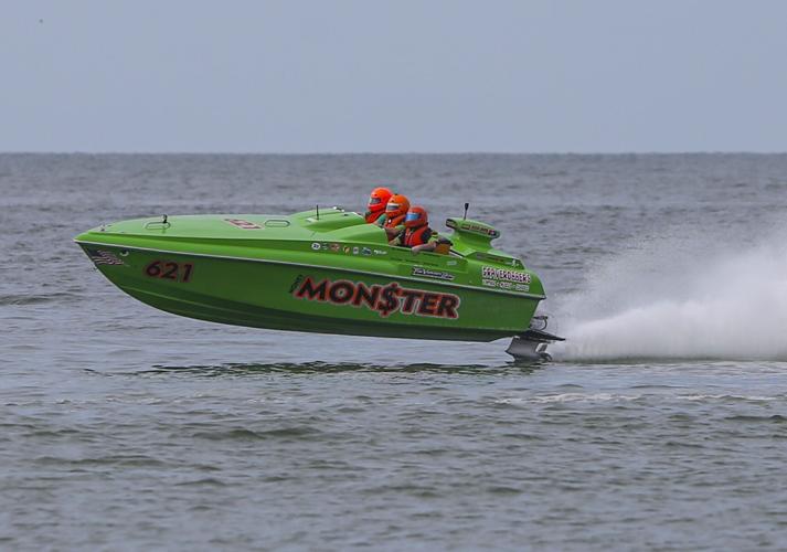 Watch thrilling offshore powerboat racing from Englewood Beach at ...