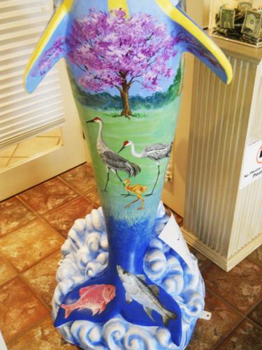 Painted dolphin arrives at Venice Art Center | News Archives | yoursun.com