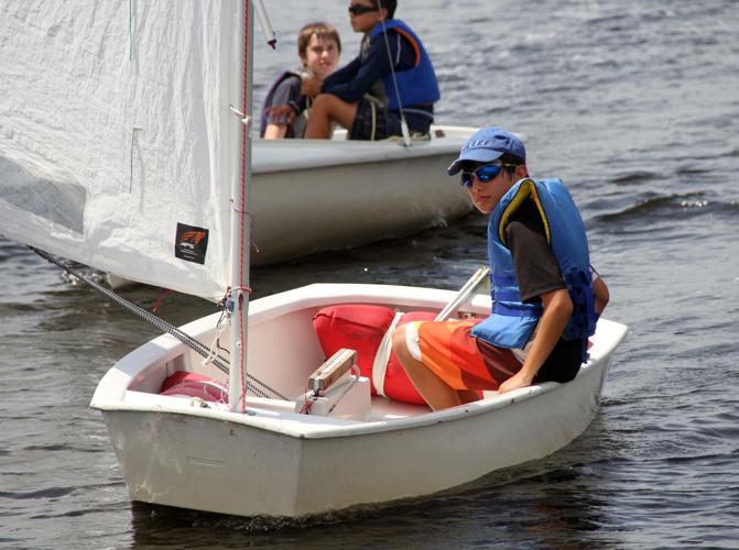 Students sail away the day at Yacht Club | News Archives | yoursun.com