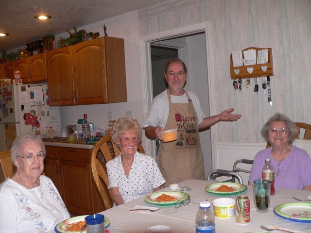 There’s plenty of love for ‘third mom’ | News Archives | yoursun.com