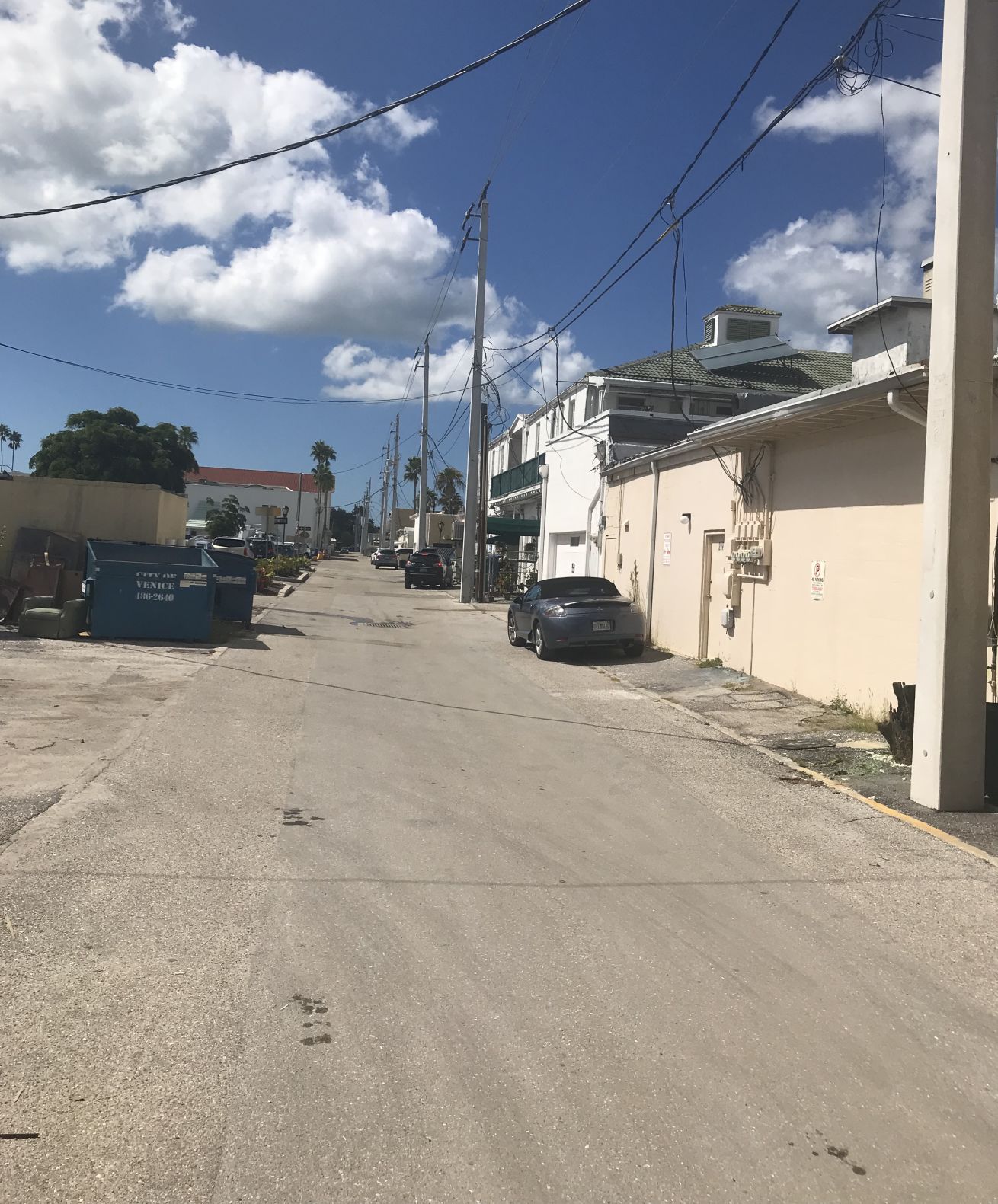 Miami Avenue alleyway may get some upgrades | News | yoursun.com