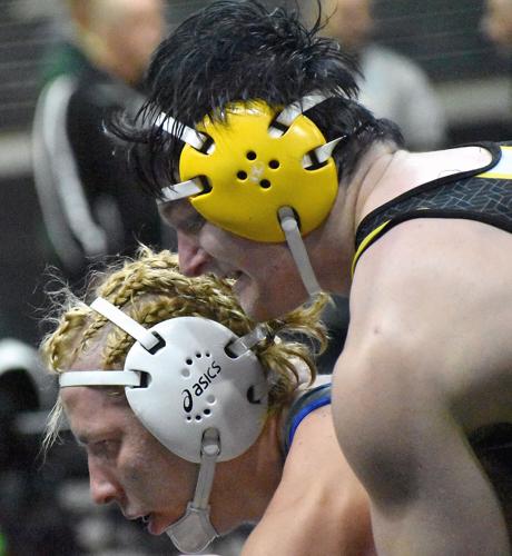 SHE FOR THREE: Trio of girls bring home state wrestling crowns | Sun ...