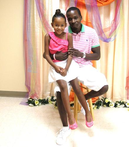 Daddies and daughters share a special evening | News Archives | yoursun.com