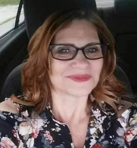 Debra Cook known for her kind heart | Sebring | yoursun.com