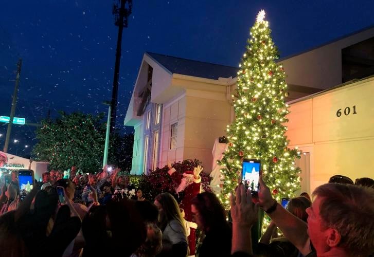 Christmas tree lighting, Englewood style | The Daily Sun | yoursun.com