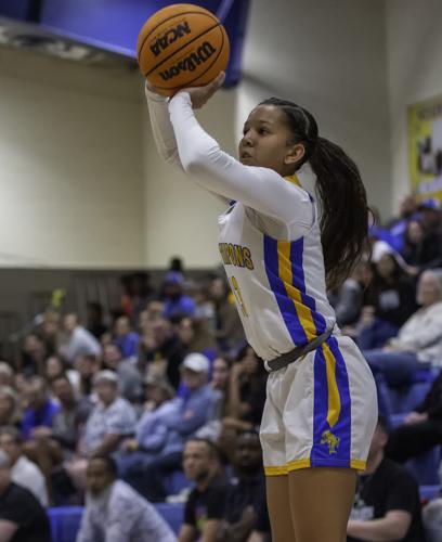 GIRLS BASKETBALL: Charlotte cruises to fourth straight district title ...