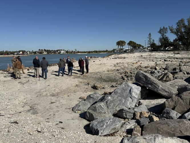 Army Corps chief tours Venice beach ahead of renourishment | News ...
