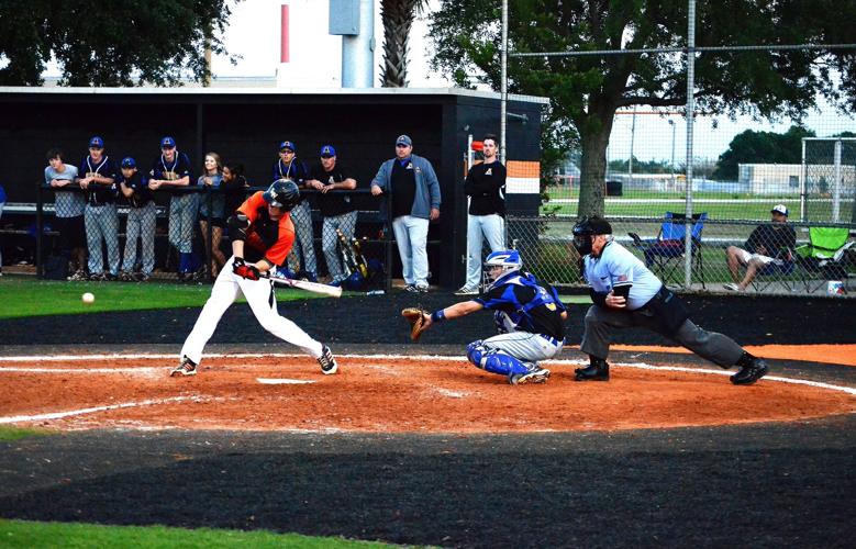 Late rally keeps Highlander district hopes alive | Newsarchives ...