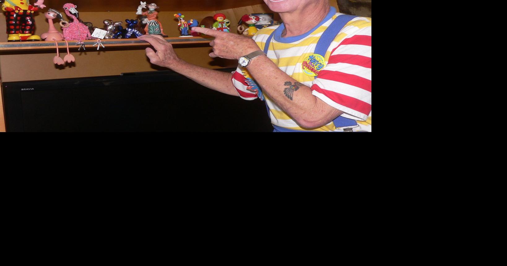 Column: Clowning around to help people smile | News | yoursun.com