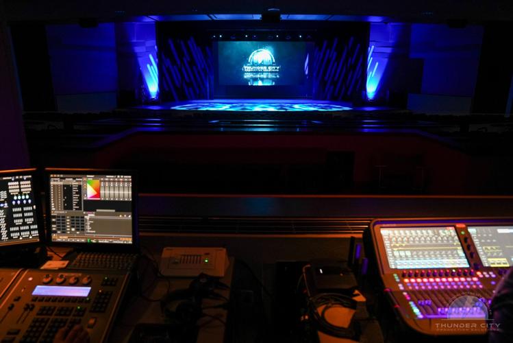 Venice Performing Arts Center debuts high-res LED wall | News | yoursun.com