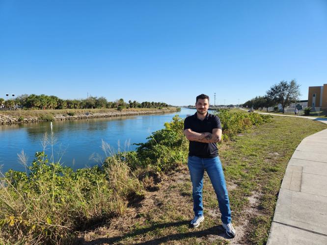 Bartender saves tourist from sinking car | News | yoursun.com