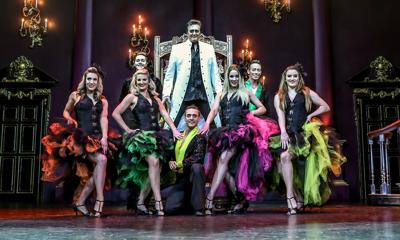 Illusionist Rick Thomas takes you on an amazing trip into a world of ...