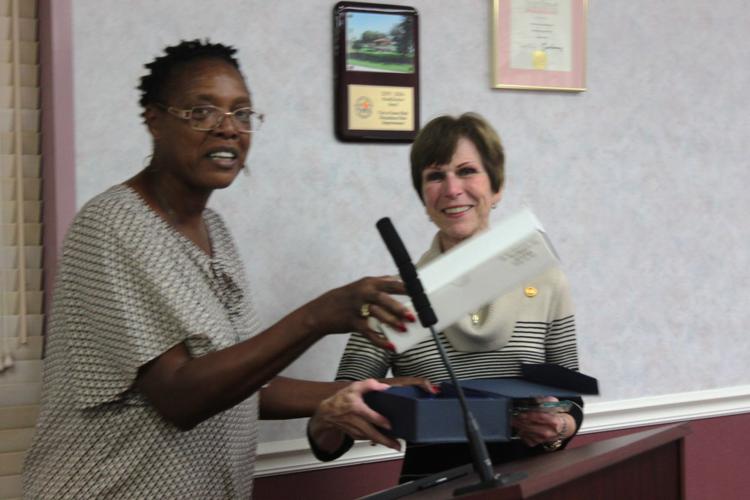 Schuler lauded for service to AP | Newsarchives | yoursun.com