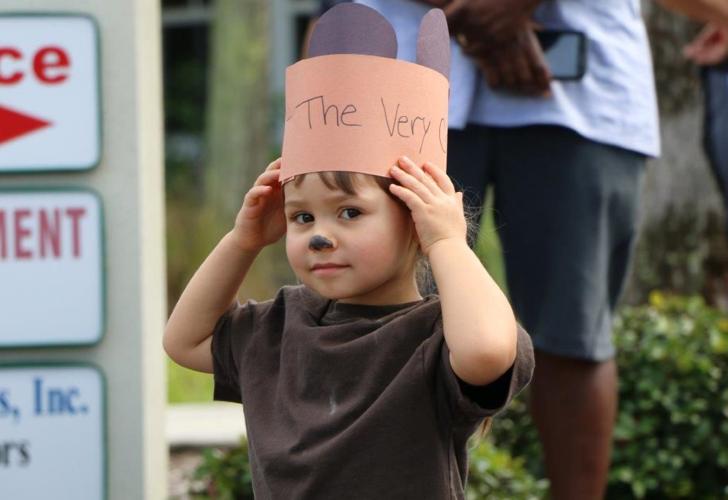 Storybook harvest parade at Achievements | News Archives | yoursun.com