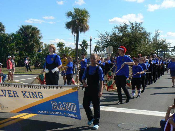 Parade draws thousands in Punta Gorda | News | yoursun.com