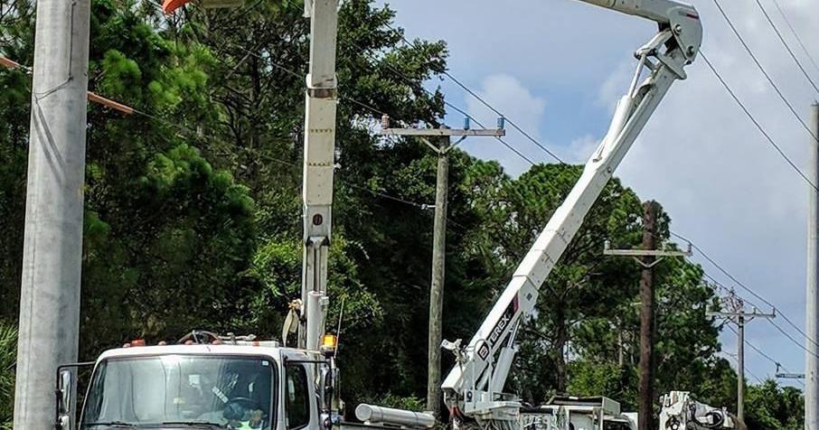FPL replacing power poles on River Road | News Archives | yoursun.com