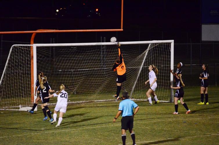 Lady Highlanders open with two wins, but fall to Lakeland ...