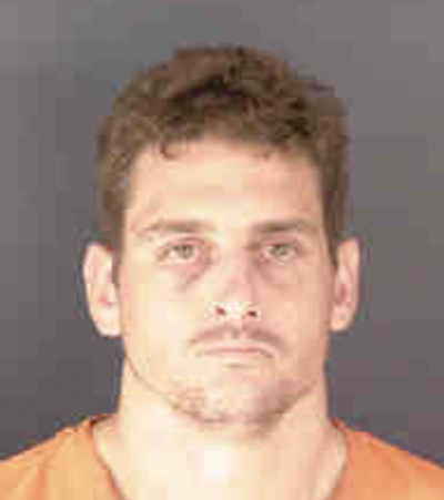 Man flees cops, ends up in ditch | News | yoursun.com