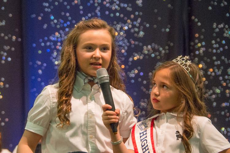 Amid tears of joy,Lynlee Baker crowned | Newsarchives | yoursun.com