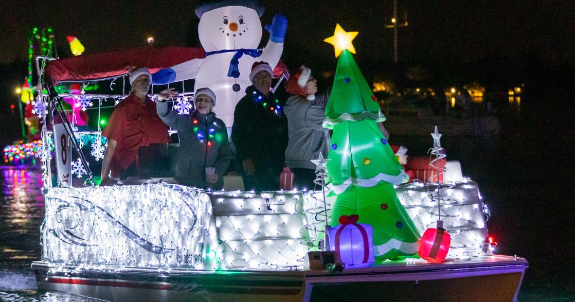 Venice Christmas Boat Parade -- Video and Photos | Photo Galleries ...