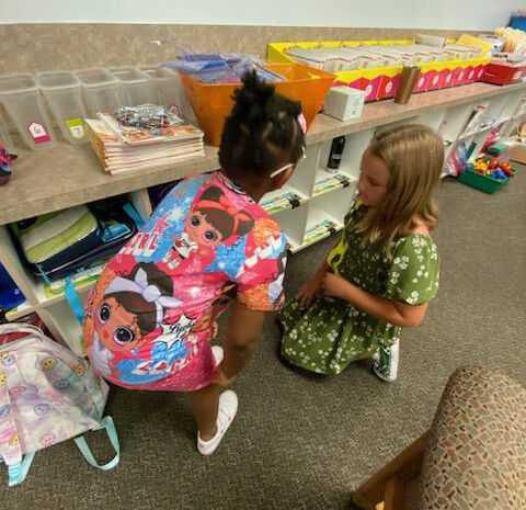 Students welcomed back on first day of school | News | yoursun.com