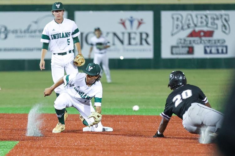 BASEBALL: Venice hurlers combine to silence Braden River | Sun Preps ...