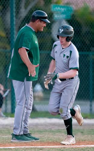 Venice baseball secures No. 1 district seed with comeback win | Sports ...