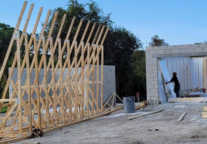 Home Depot gives to Englewood Helping Hand | News | yoursun.com