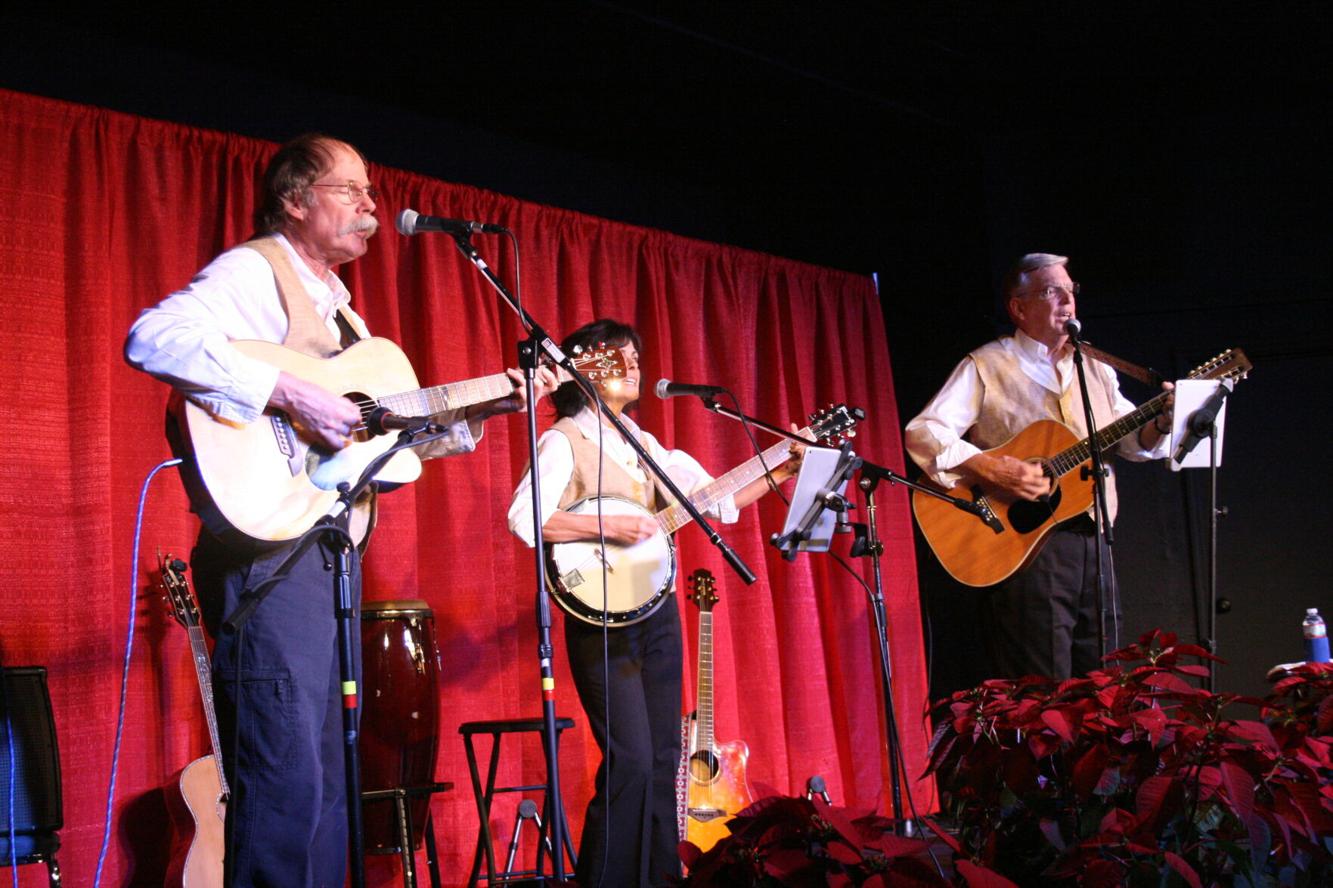 Peace River Trio honors the enduring popularity of folk | Go! | yoursun.com