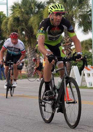 Hundreds compete in Y triathlon | News Archives | yoursun.com