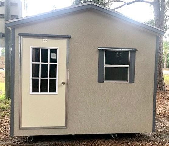 New 'Chill Shack' cools down anxious shelter dogs | The Daily Sun ...