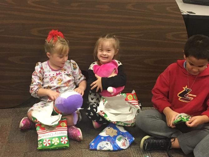 Pizza, pajamas, presents at Peace River Elementary | Port Charlotte ...