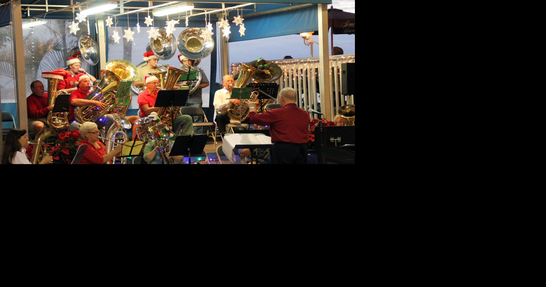 A very merry Tuba performance | News Archives | yoursun.com
